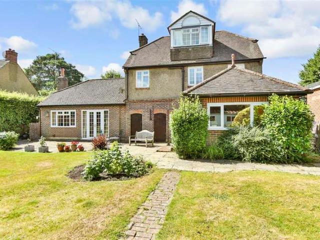 4 Bedroom Detached House