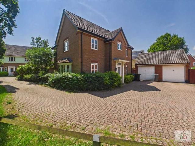 4 Bedroom Detached House
