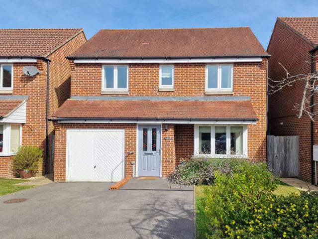 4 Bedroom Detached House