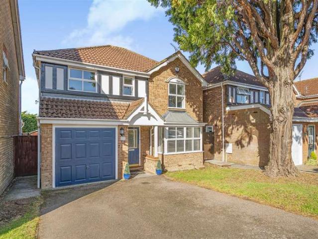 4 Bedroom Detached House