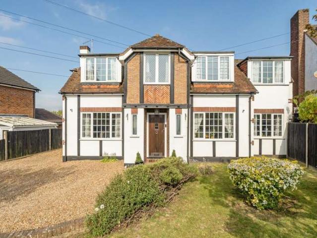 4 Bedroom Detached House