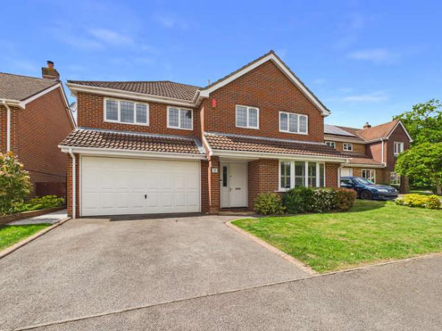 4 Bedroom Detached House