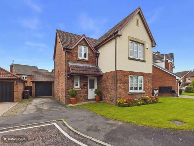 4 Bedroom Detached House