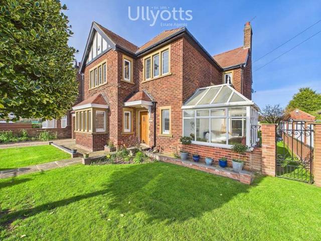 4 Bedroom Detached House