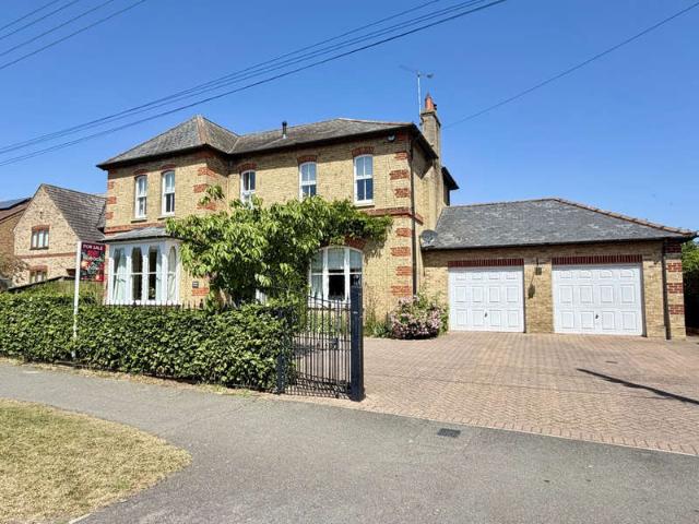 4 Bedroom Detached House