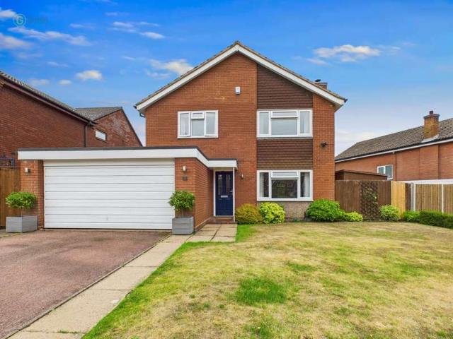 4 Bedroom Detached House