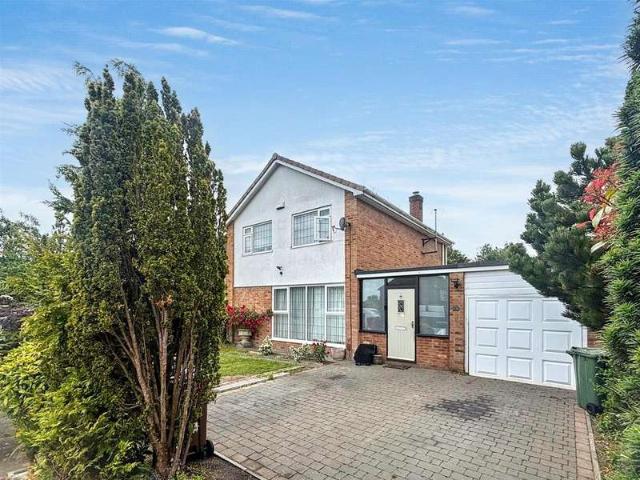 4 Bedroom Detached House
