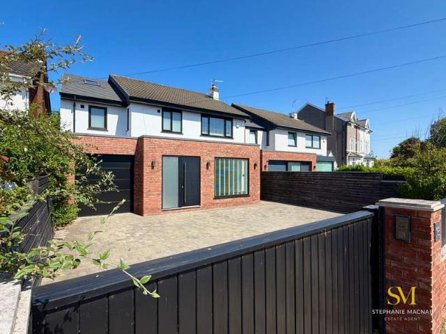 4 Bedroom Detached House