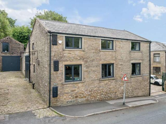 4 Bedroom Detached House