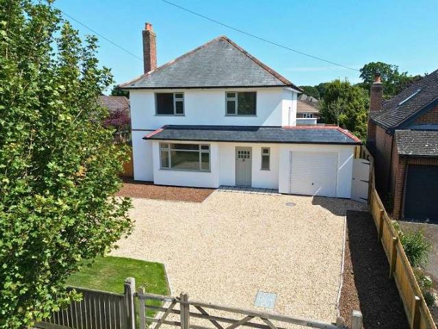 4 Bedroom Detached House