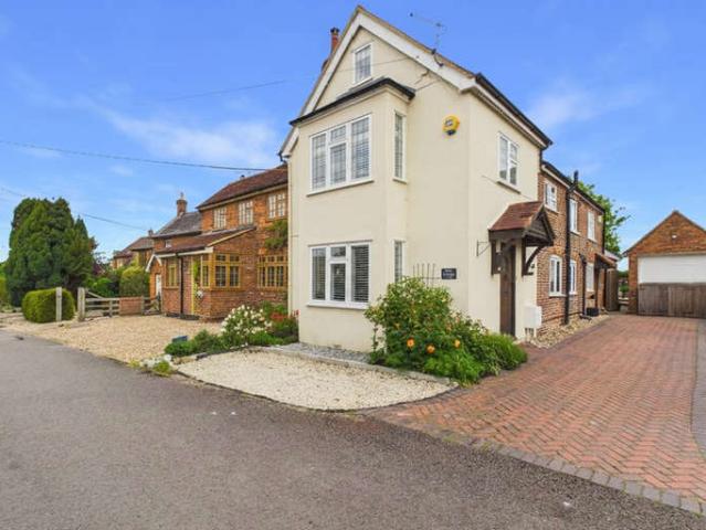 4 Bedroom Detached House