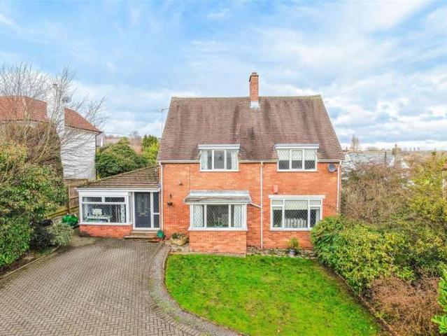 4 Bedroom Detached House