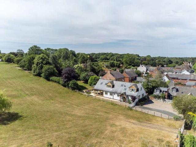 4 Bedroom Detached House