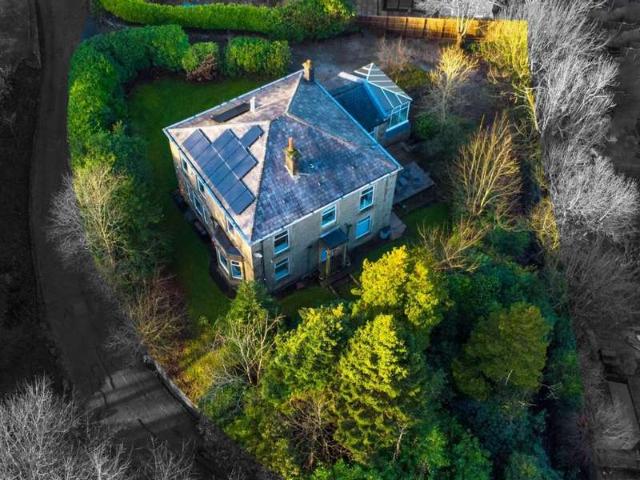 4 Bedroom Detached House