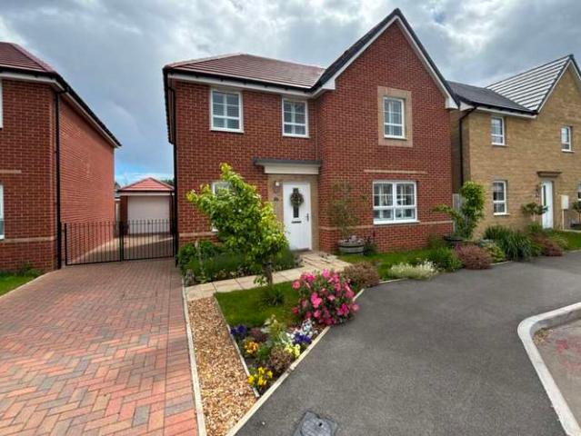 4 Bedroom Detached House