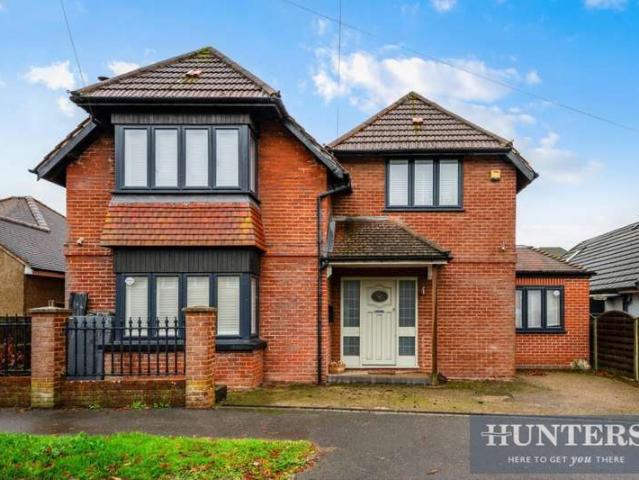 4 Bedroom Detached House
