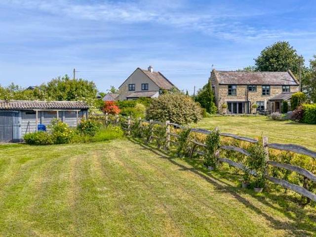 4 Bedroom Detached House