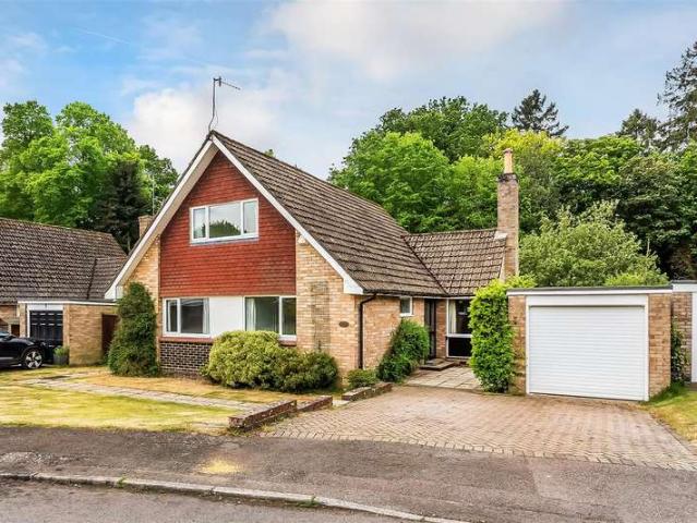 4 Bedroom Detached House