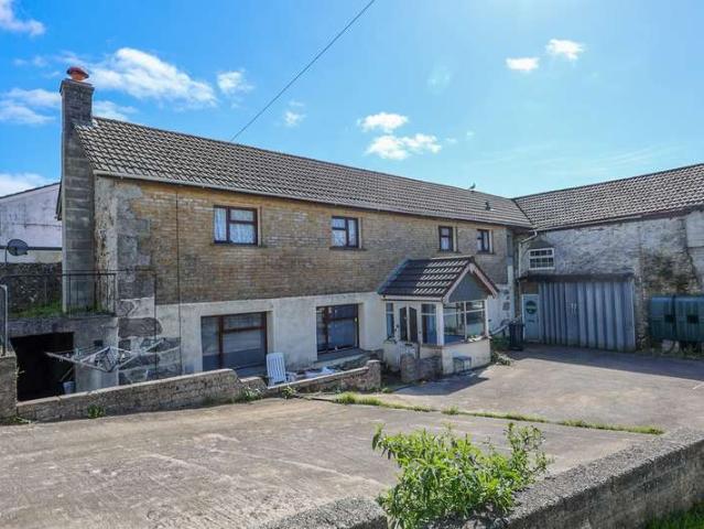 4 Bedroom Detached House