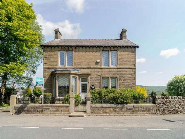 4 Bedroom Detached House