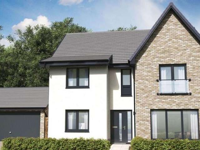 4 Bedroom Detached House