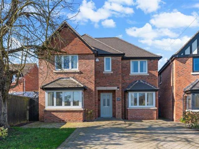 4 Bedroom Detached House