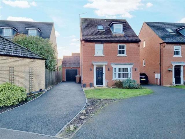 4 Bedroom Detached House