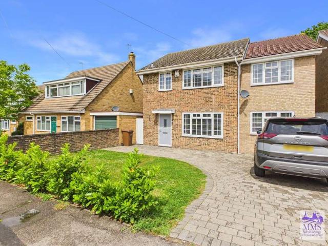 4 Bedroom Detached House