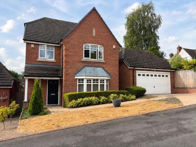4 Bedroom Detached House