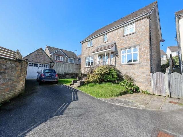 4 Bedroom Detached House