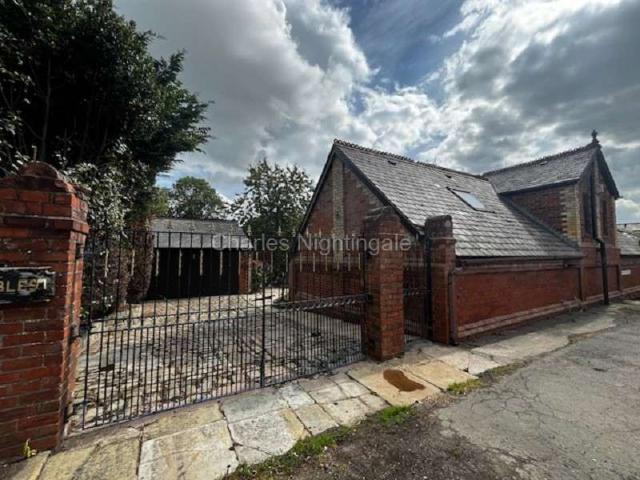 4 Bedroom Detached House