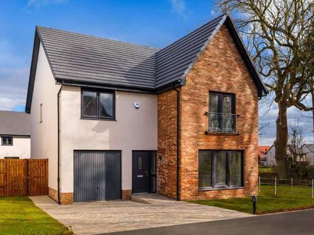 4 Bedroom Detached House