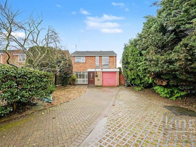 4 Bedroom Detached House