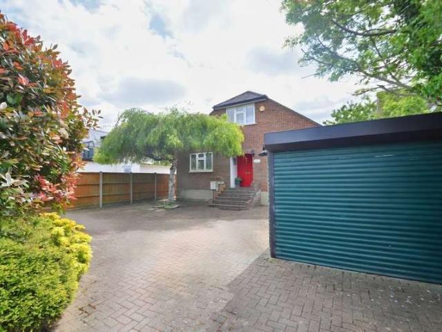 4 Bedroom Detached House
