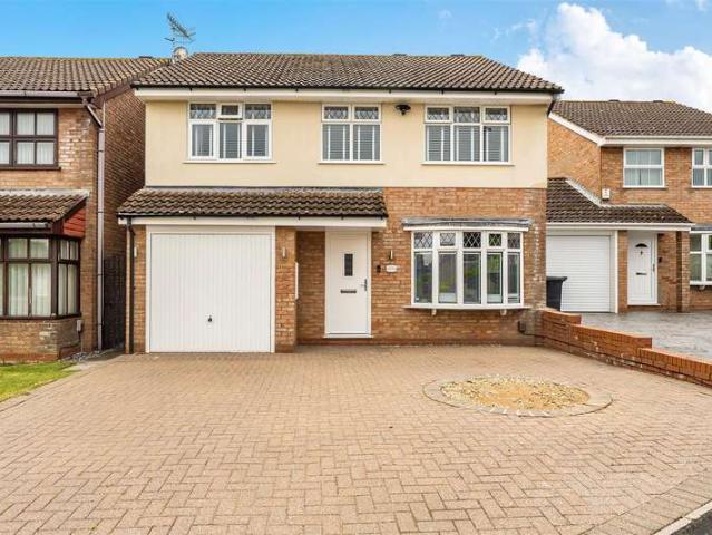 4 Bedroom Detached House