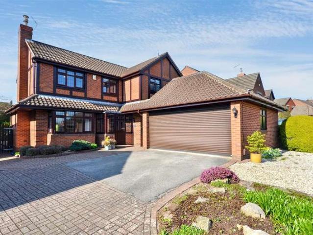 4 Bedroom Detached House
