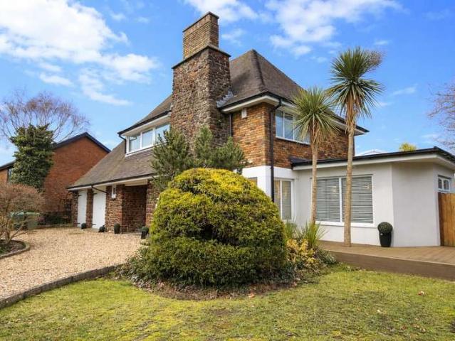 4 Bedroom Detached House