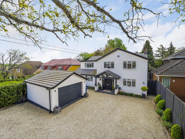 4 Bedroom Detached House