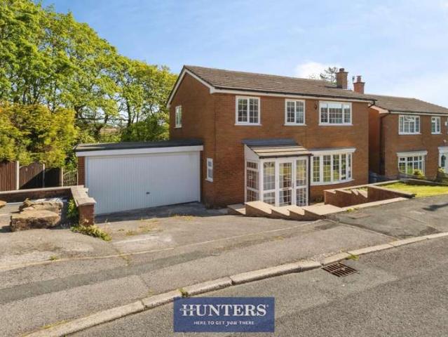 4 Bedroom Detached House