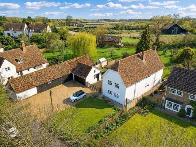 4 Bedroom Detached House