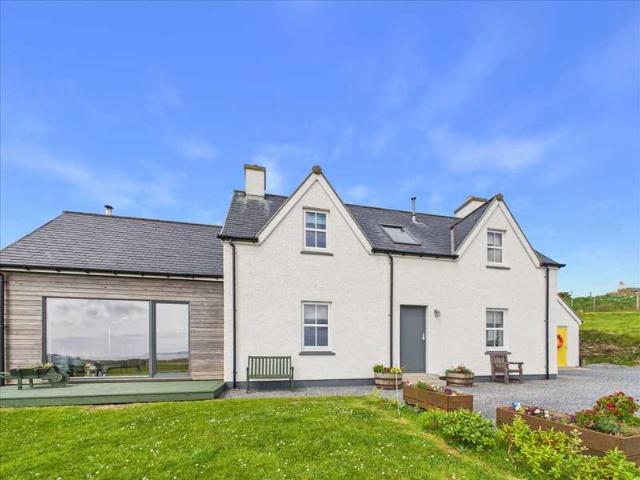 4 Bedroom Detached House