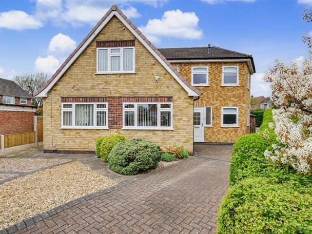 4 Bedroom Detached House