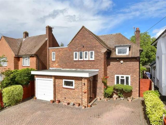 4 Bedroom Detached House