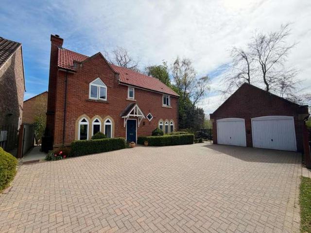 4 Bedroom Detached House