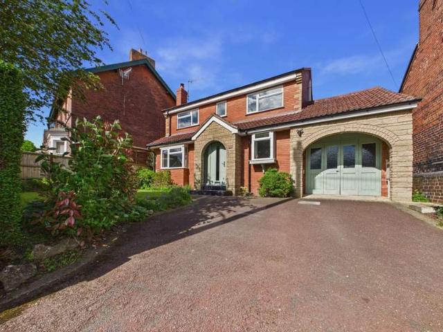 4 Bedroom Detached House