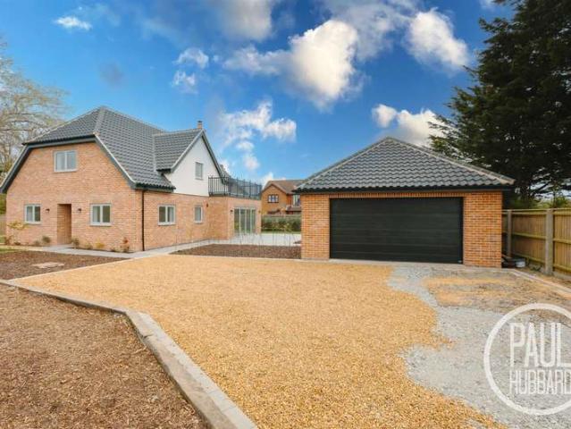 4 Bedroom Detached House