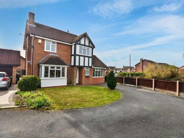 4 Bedroom Detached House