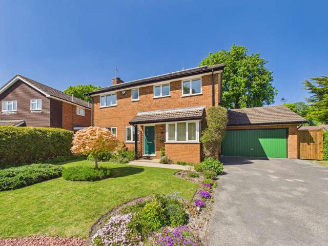 4 Bedroom Detached House