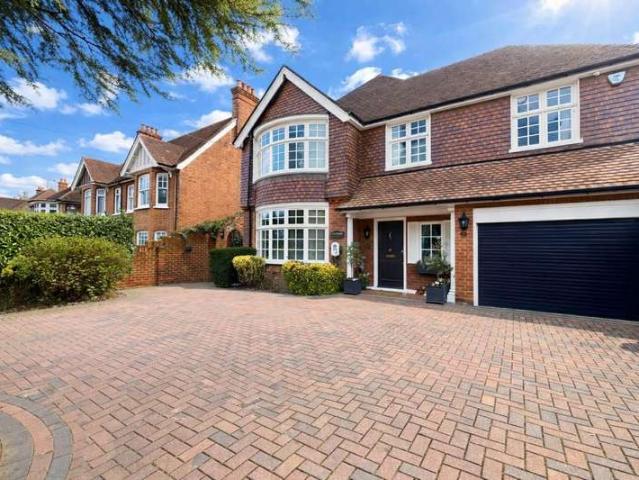 4 Bedroom Detached House