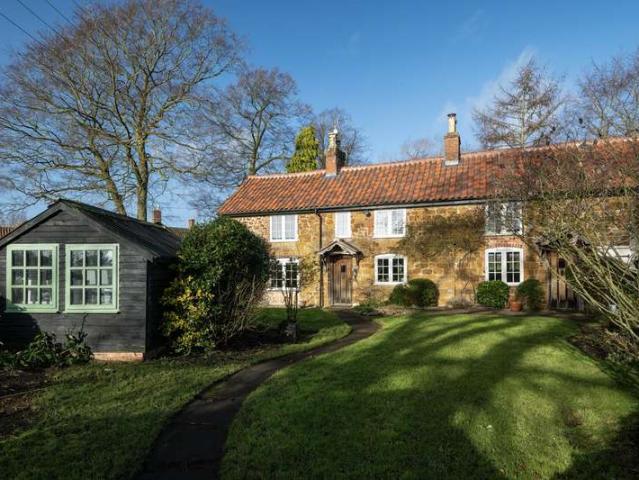 4 Bedroom Detached House